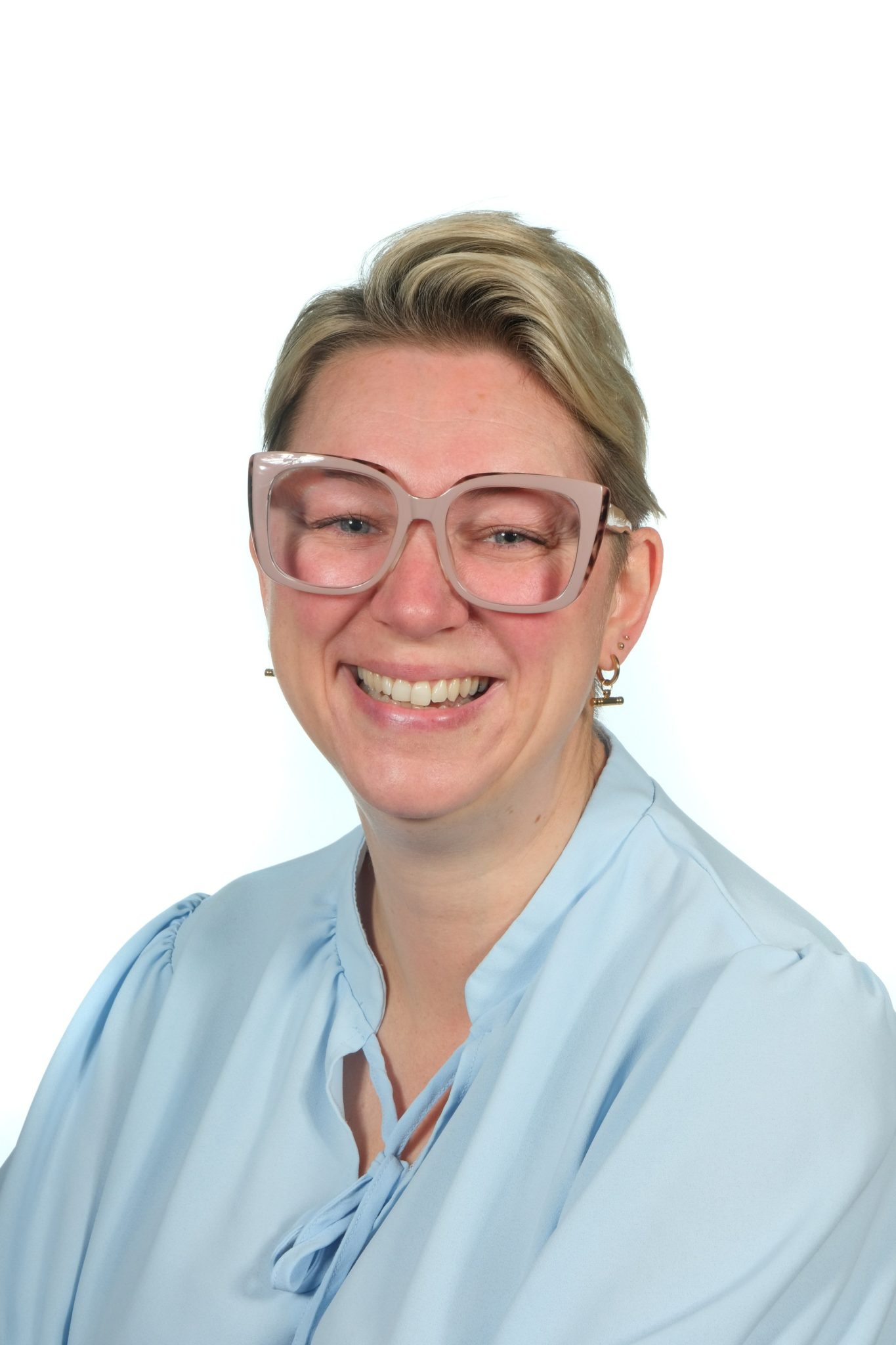 Mrs Armstrong – Russell Hall Primary